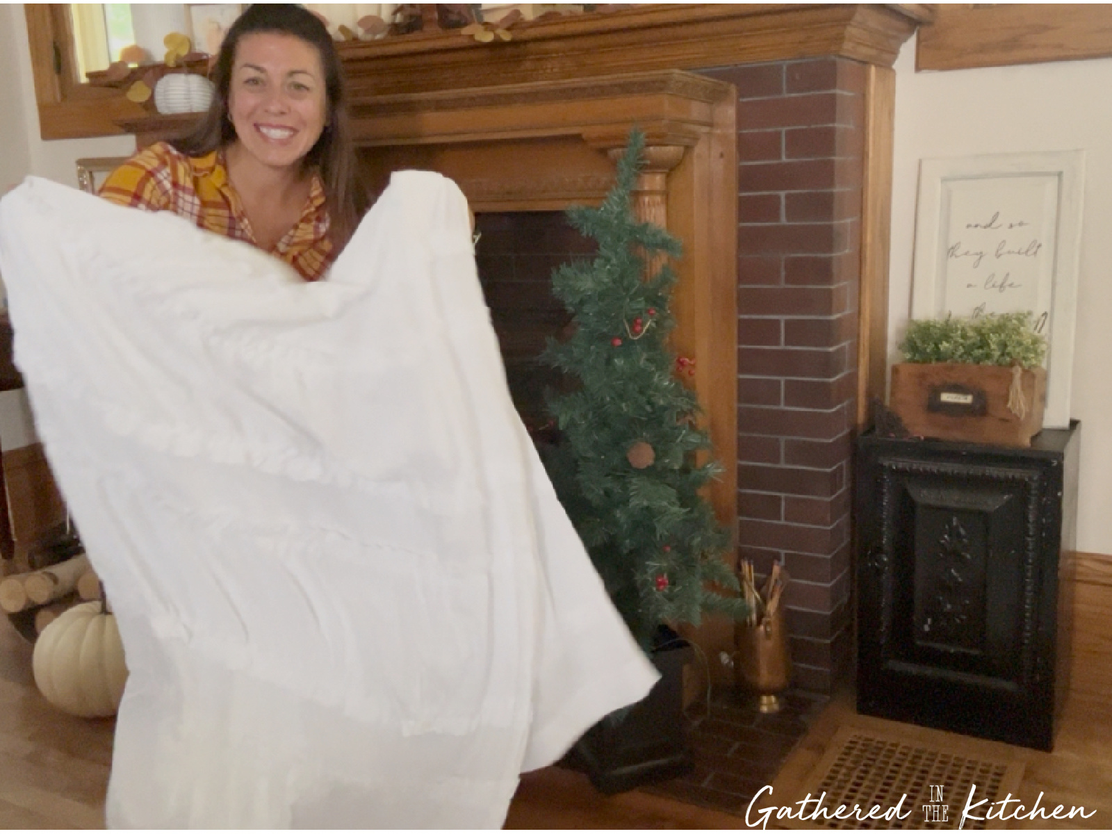 DIY Ghost Christmas Tree | How To Turn An Artificial Tree Into A ...